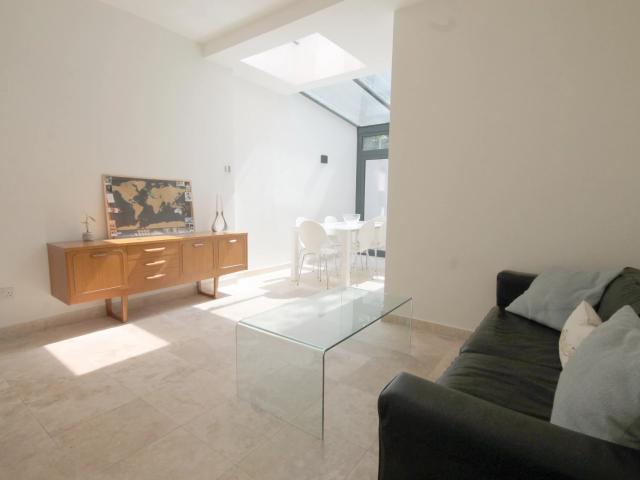 1 Bedroom Flat