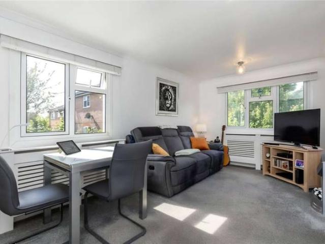 1 Bedroom Flat