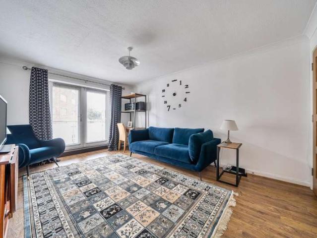 1 Bedroom Flat