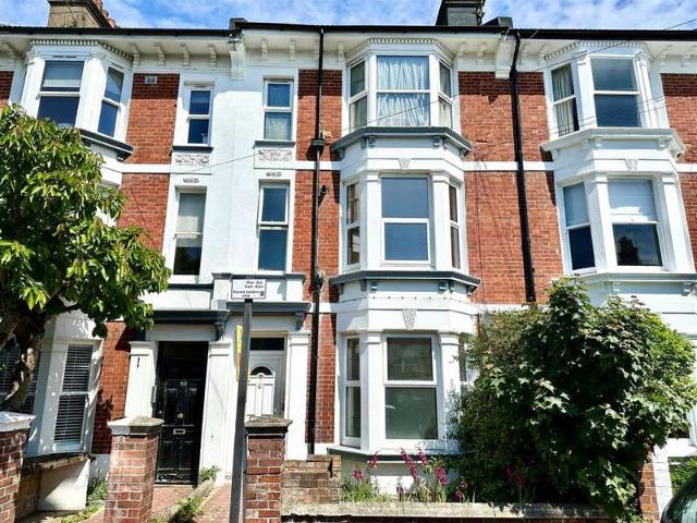 1 Bedroom Flat