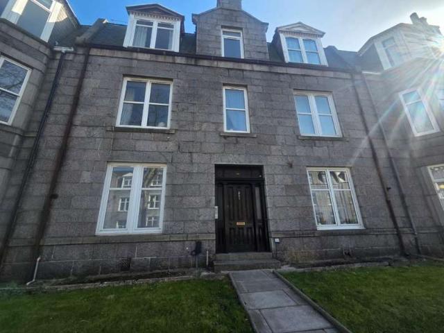 1 Bedroom Flat