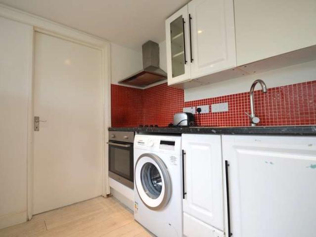 1 Bedroom Flat
