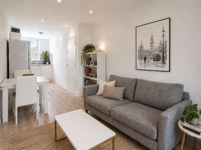 1 Bedroom Flat