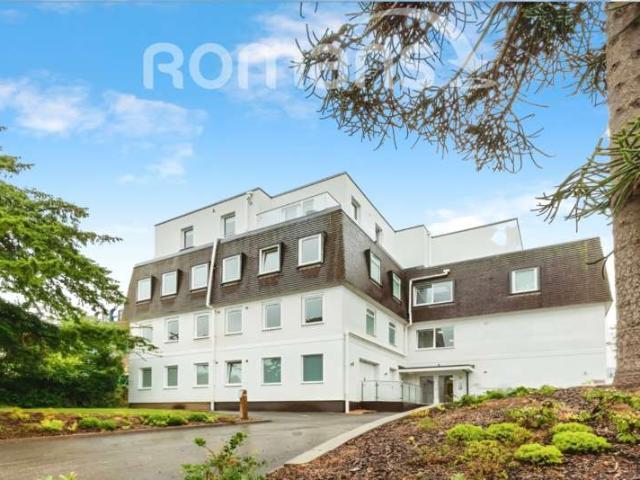 1 Bedroom Flat