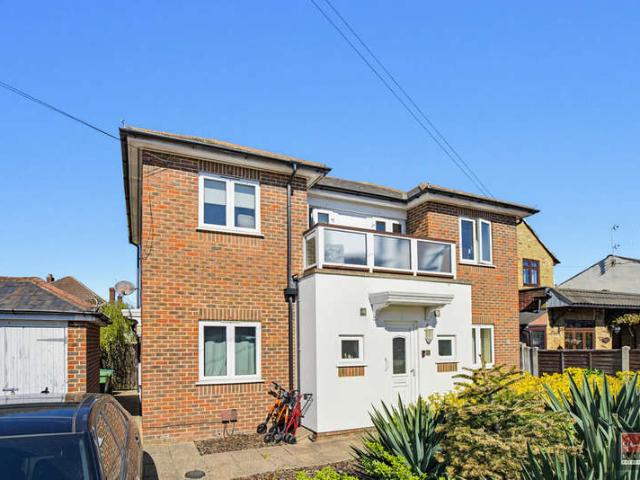 1 Bedroom Flat