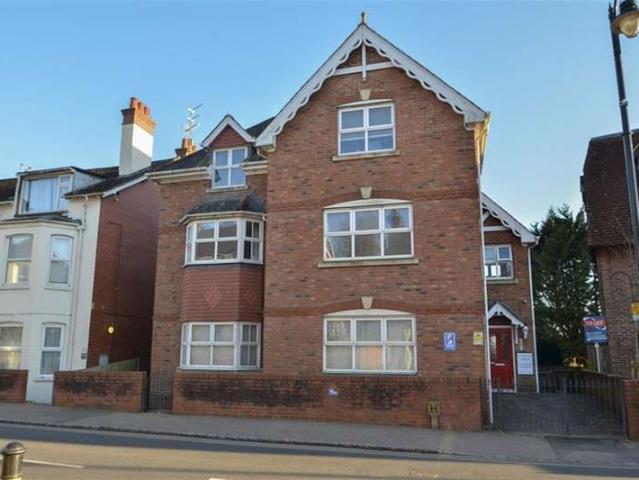 1 Bedroom Flat