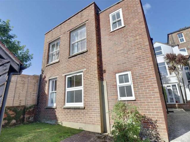 1 Bedroom Flat