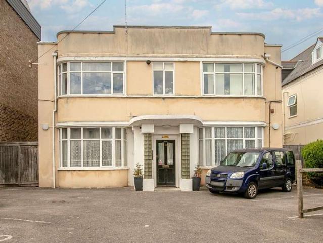 1 Bedroom Flat