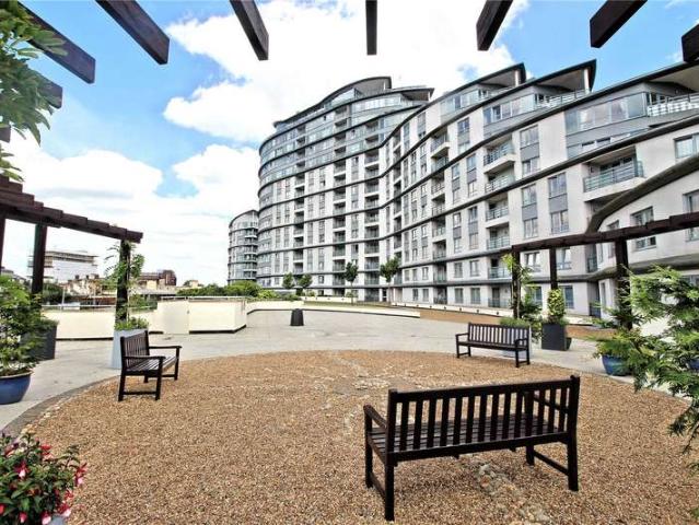 1 Bedroom Flat
