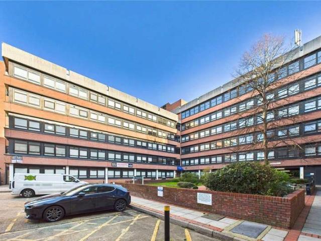 1 Bedroom Flat