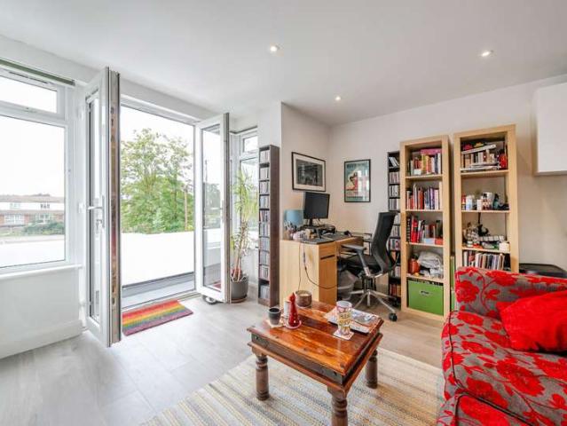1 Bedroom Flat