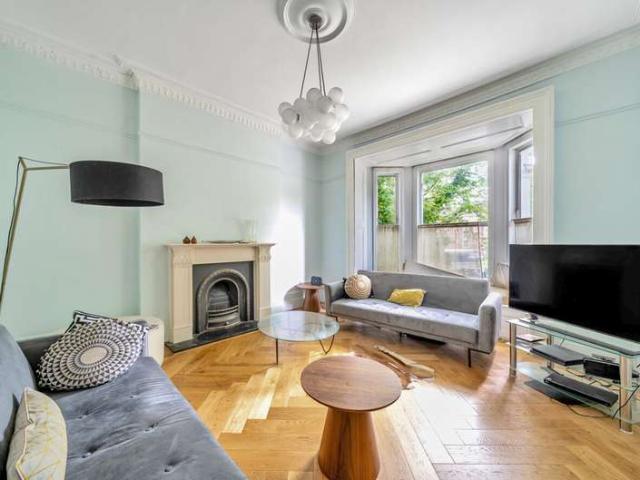 1 Bedroom Flat