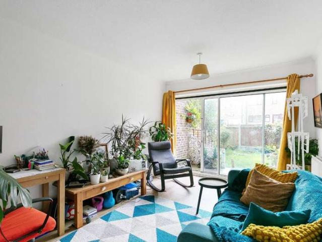 1 Bedroom Flat