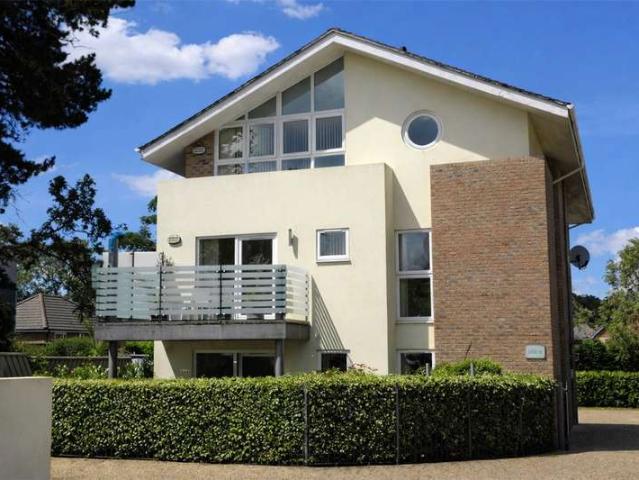 1 Bedroom Flat