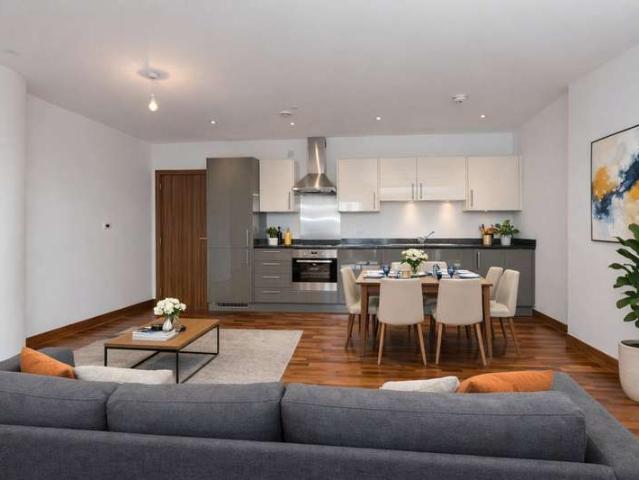 1 Bedroom Flat
