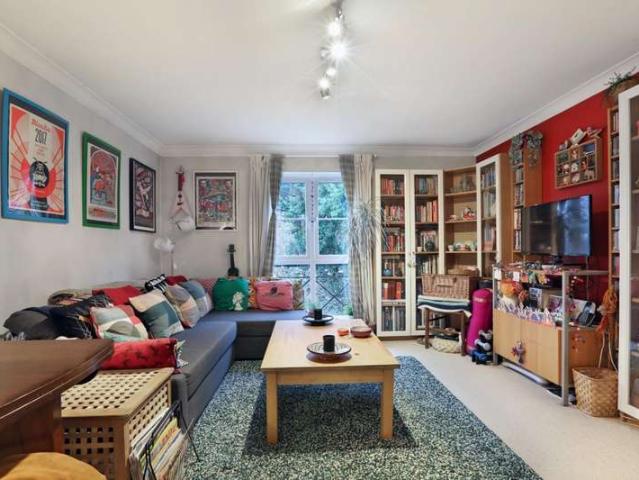 1 Bedroom Flat