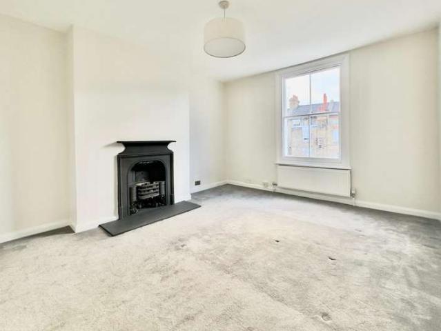 1 Bedroom Flat