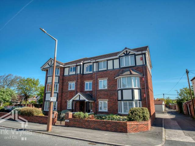1 Bedroom Flat