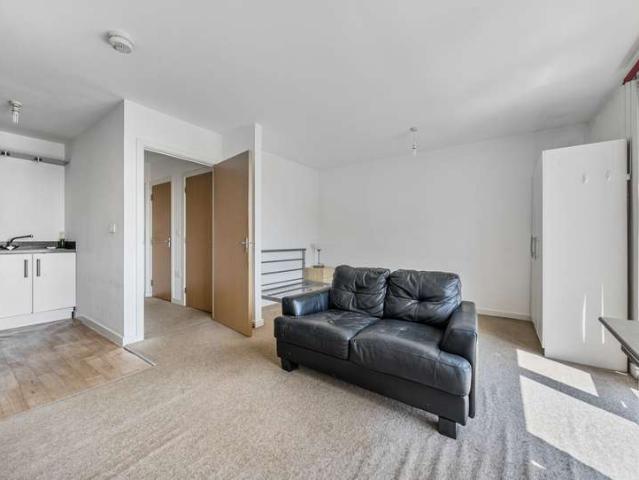 1 Bedroom Flat