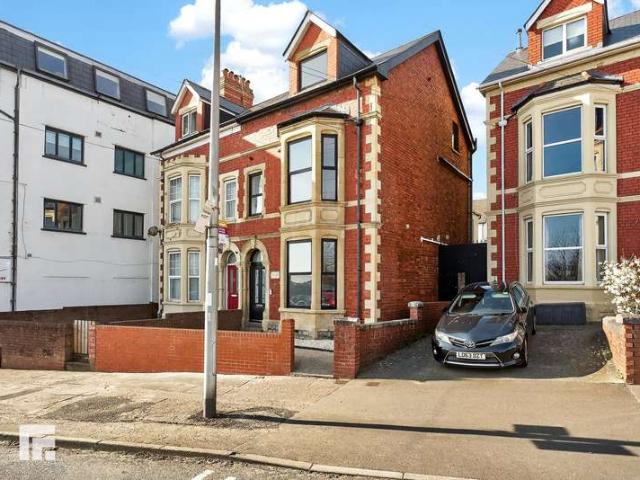 1 Bedroom Flat