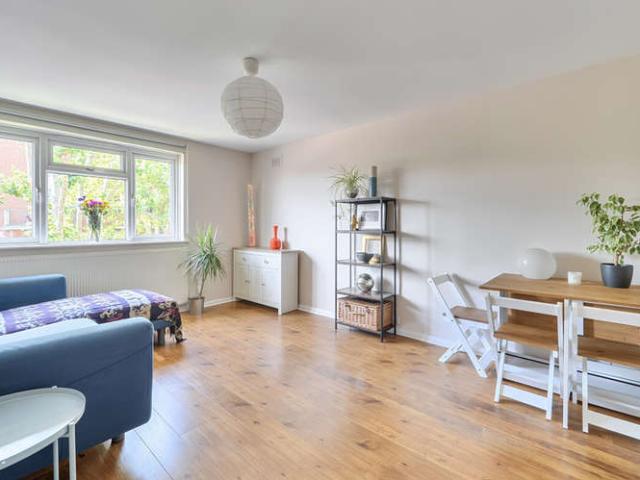 1 Bedroom Flat