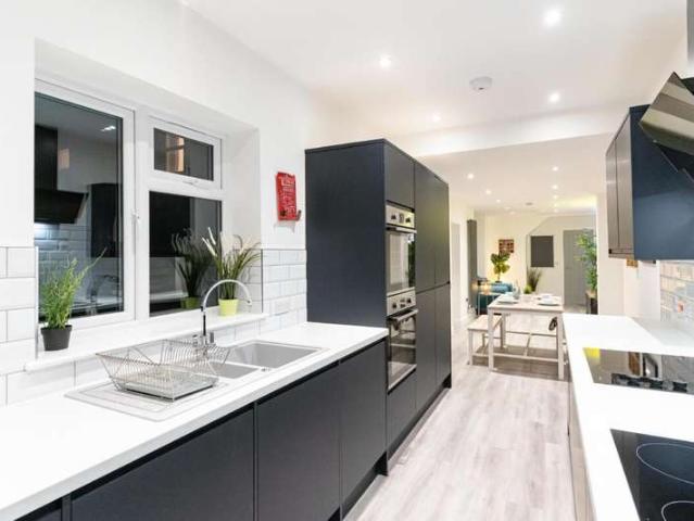 1 Bedroom Flat