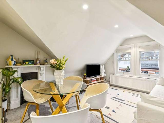 1 Bedroom Flat