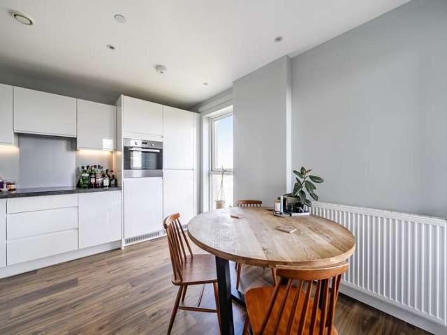 1 Bedroom Flat