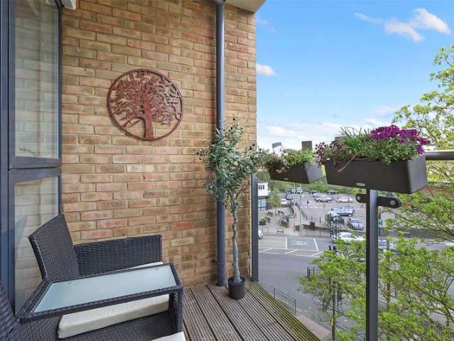 1 Bedroom Flat