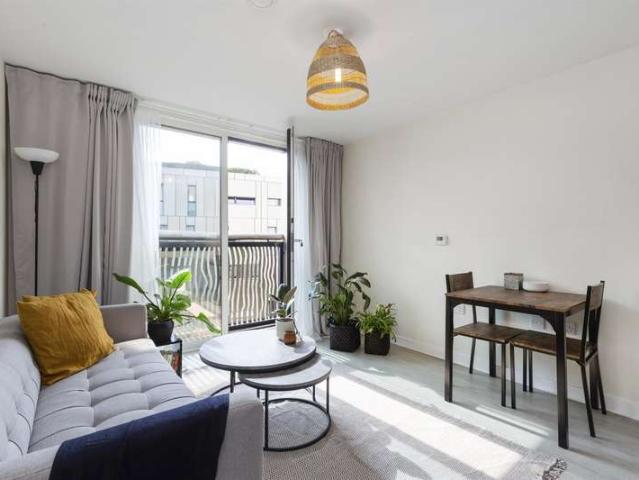 1 Bedroom Flat