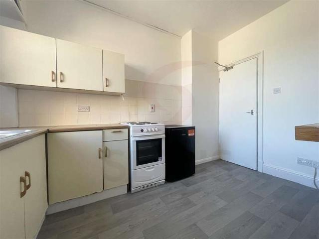 1 Bedroom Flat