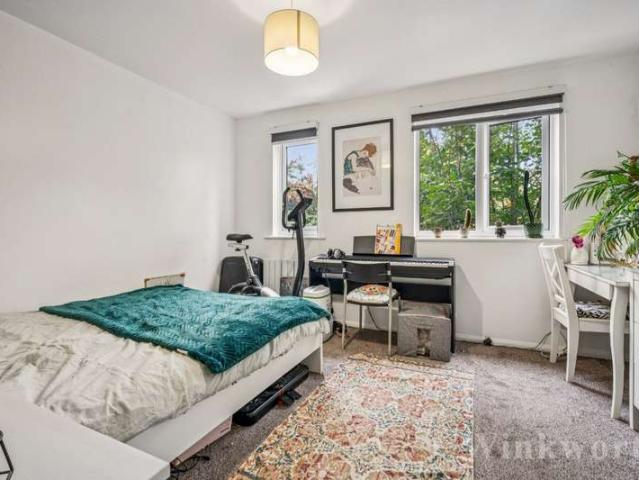 1 Bedroom Flat