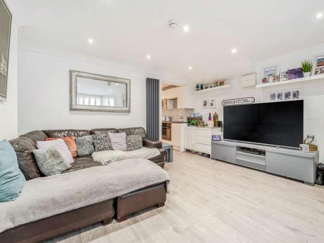 1 Bedroom Flat