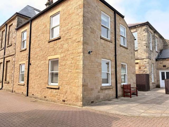 1 Bedroom Flat