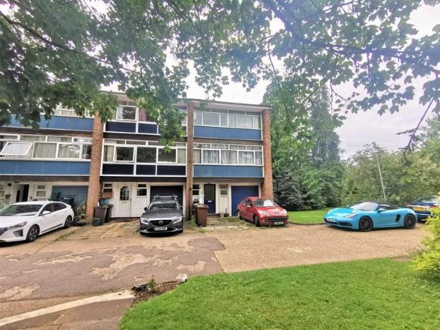 1 Bedroom Flat