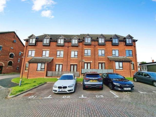 1 Bedroom Flat