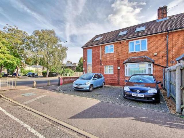 1 Bedroom Flat