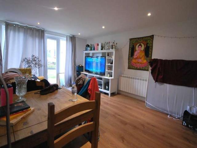 1 Bedroom Flat