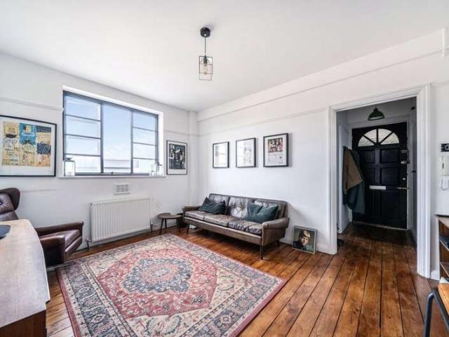 1 Bedroom Flat