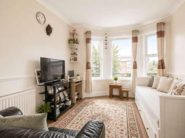 1 Bedroom Flat