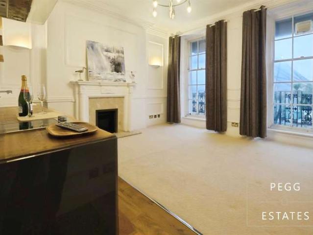 1 Bedroom Flat