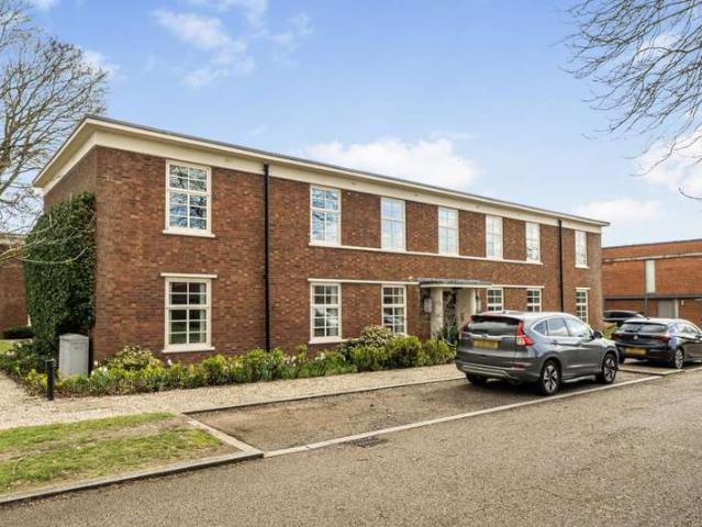 1 Bedroom Flat