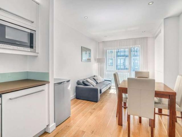 1 Bedroom Flat