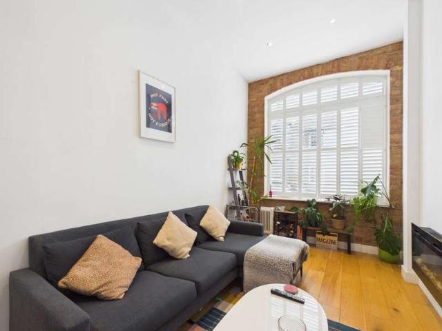 1 Bedroom Flat