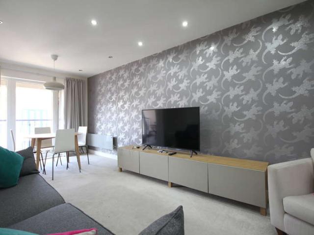 1 Bedroom Flat