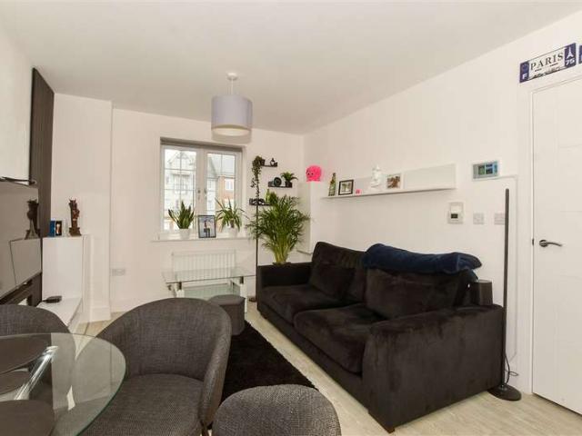 1 Bedroom Flat