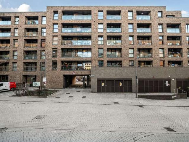 1 Bedroom Flat