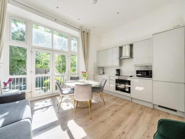 1 Bedroom Flat