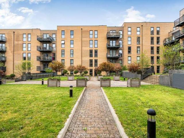 1 Bedroom Flat