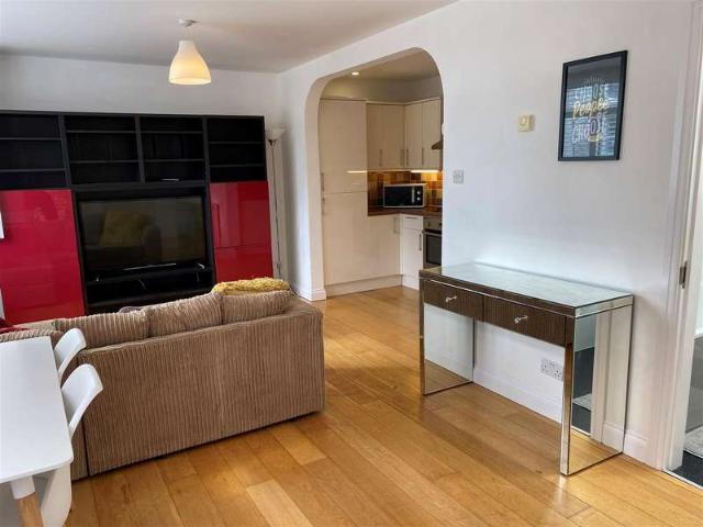 1 Bedroom Flat